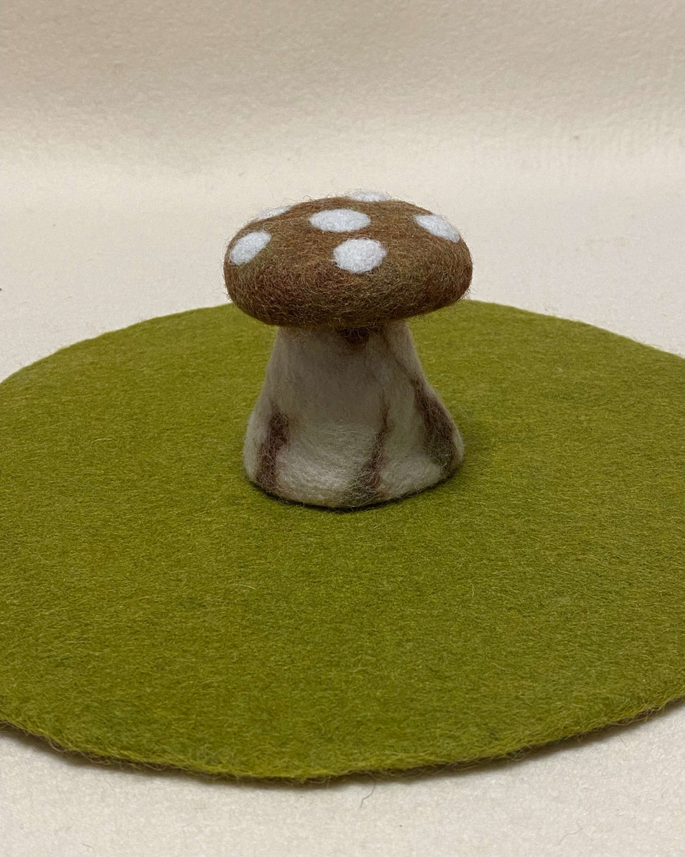 Brown Toadstool – The Pixie Patch