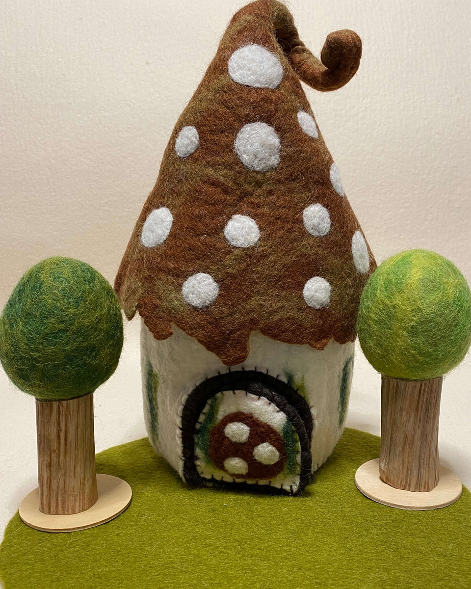 Brown Medium Toadstool Home – The Pixie Patch
