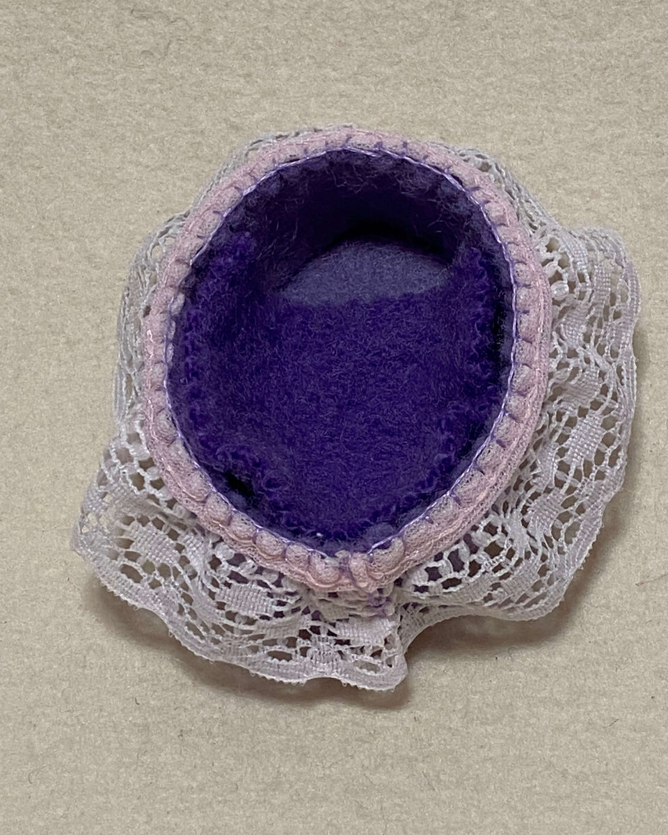 Bassinet Violet with Pale Pink Lace – The Pixie Patch