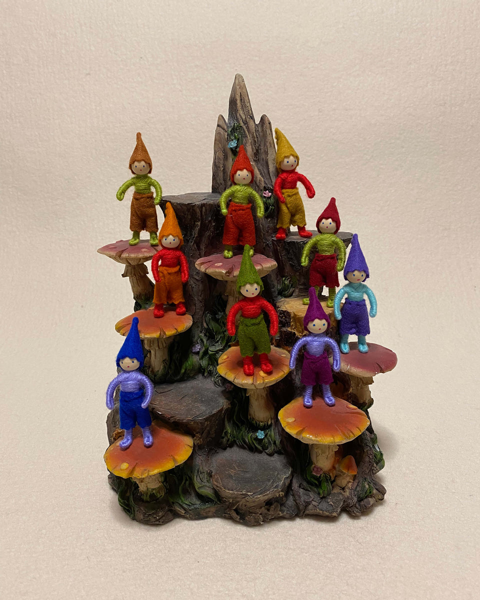 Medium Boys Pixies Earthy Colours – The Pixie Patch